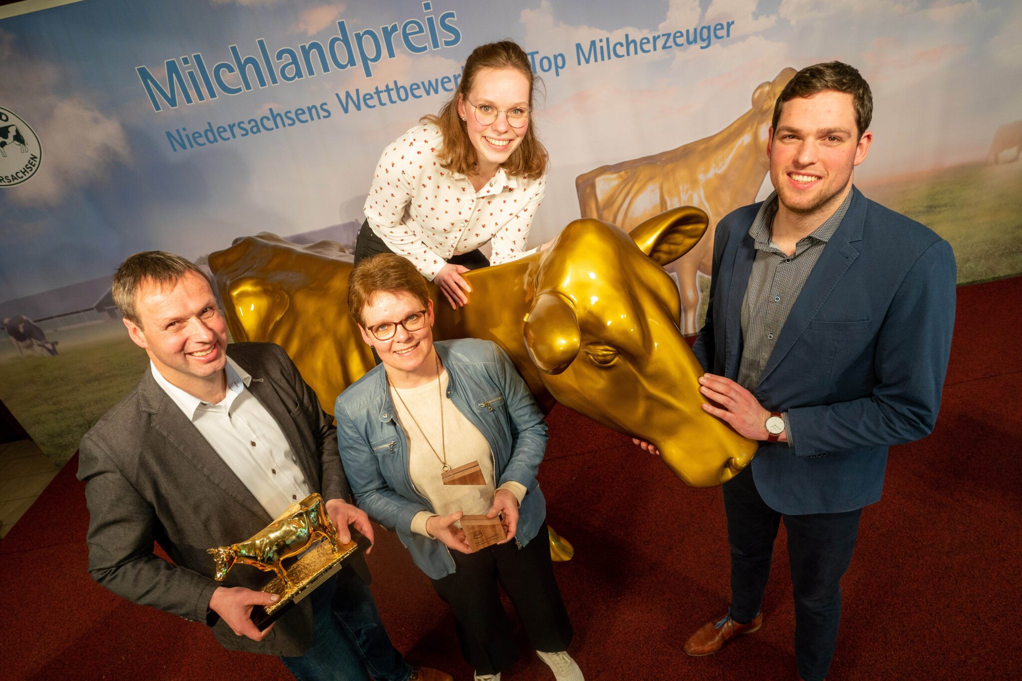 Manderfeld milch gbr _ molkerei hochwald produktion | XAKY